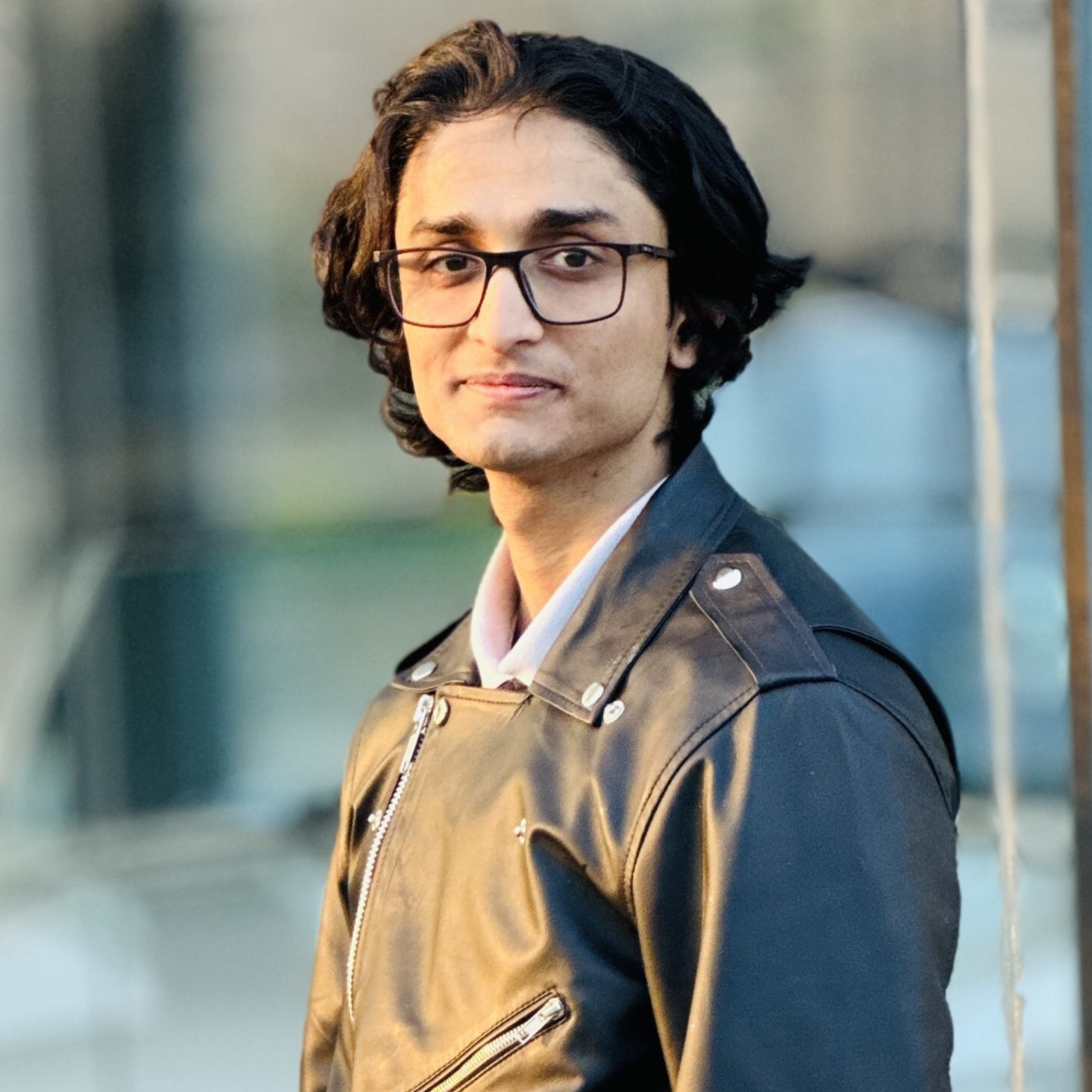 Frontend Developer - JavaScript, React, Vue, TailwindCSS | Ibrahim